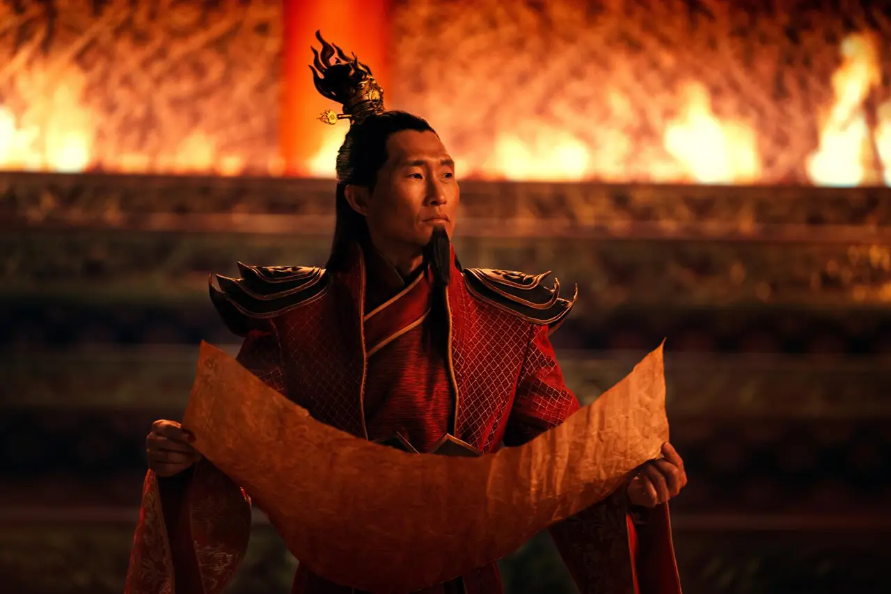Netflix Releases Official Photos of Fire Lord Ozai, General Iroh ...